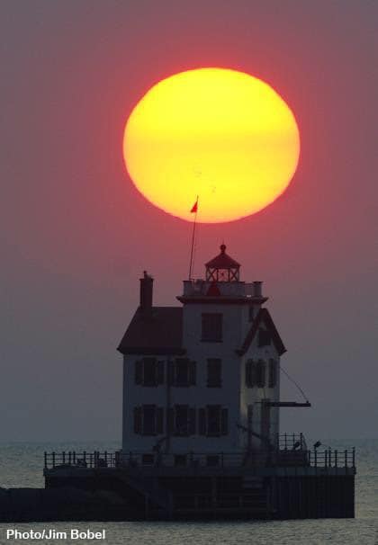 10/3 – 10/10 Photo Challenge Winner – LORAIN 365